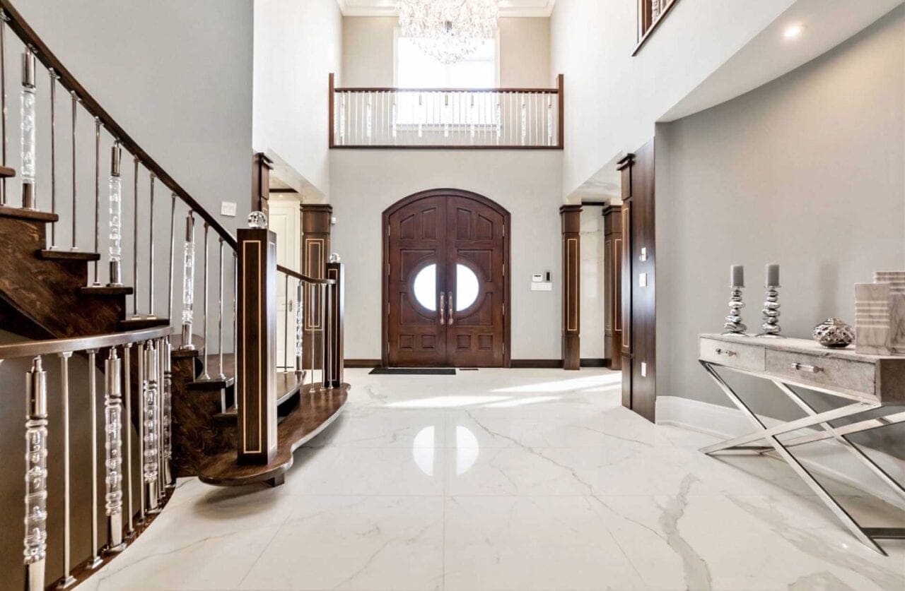 Source: Raptors'' star Kyle Lowry lists his luxury Toronto home