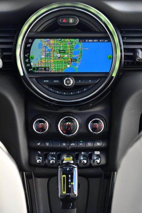 BMW Mini Cooper S Electric is a dazzling commuter