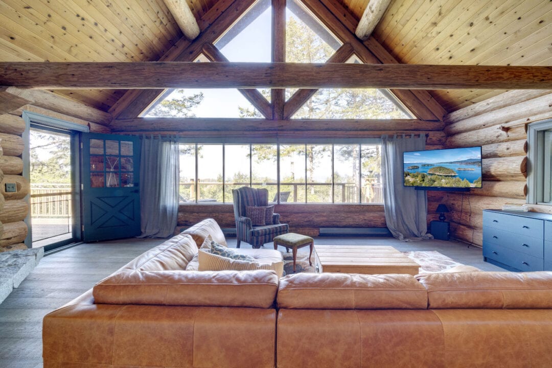6 luxury cottages across Canada you can buy right now
